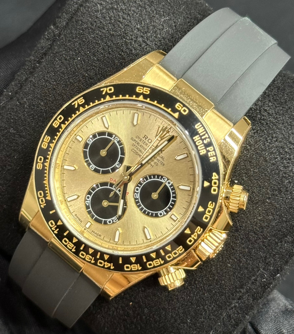 Rolex Cosmograph Daytona Yellow Gold 'Pikachu' Gold Dial with Black Su ...